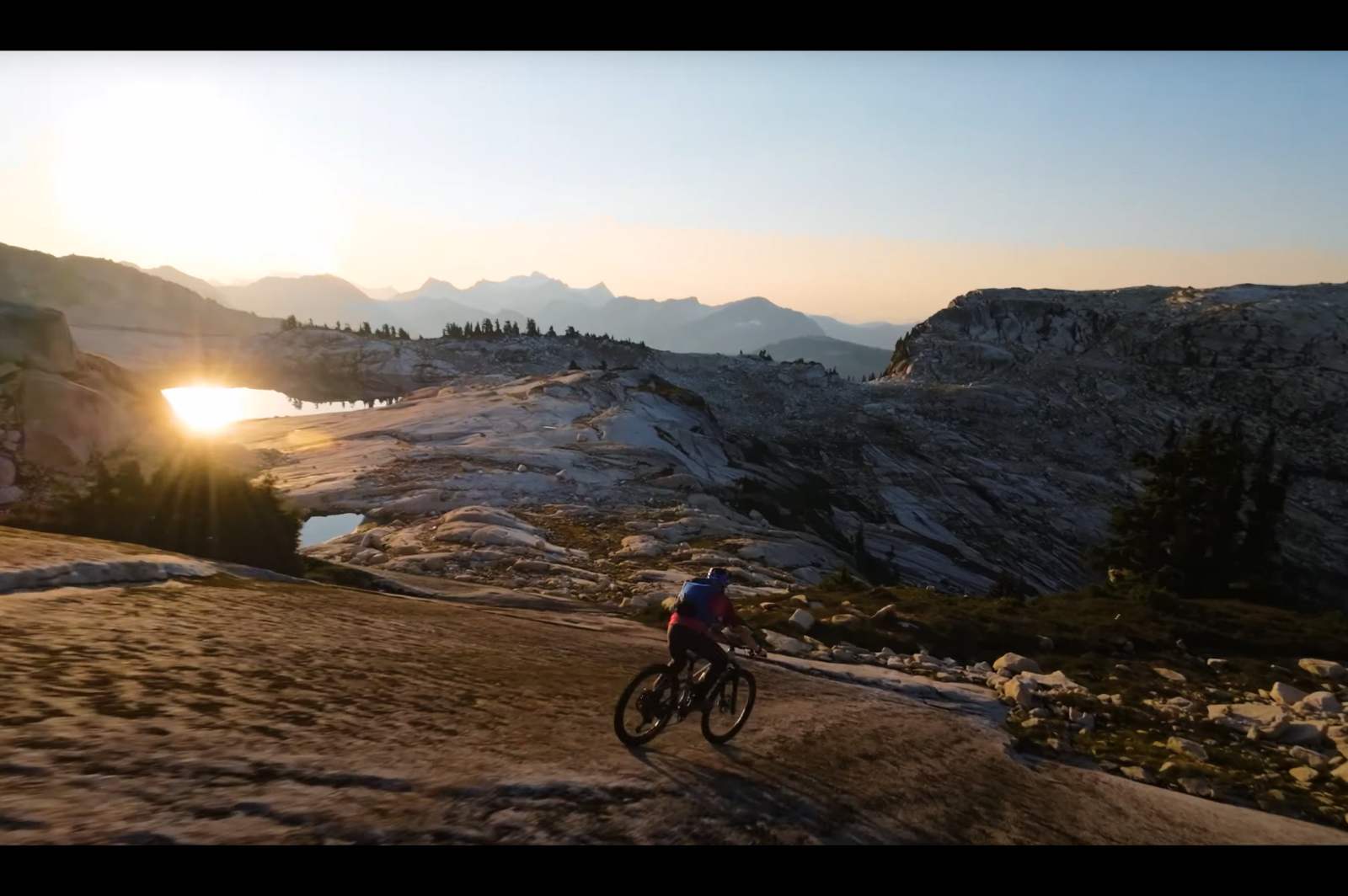 Mark Matthews schiet gave MTB beelden in British Columbia met drone ...