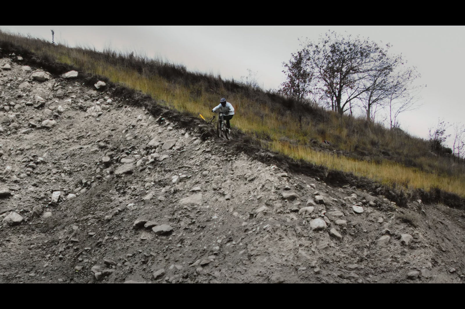 Drop van 25 meter - video - MTBblog.nl